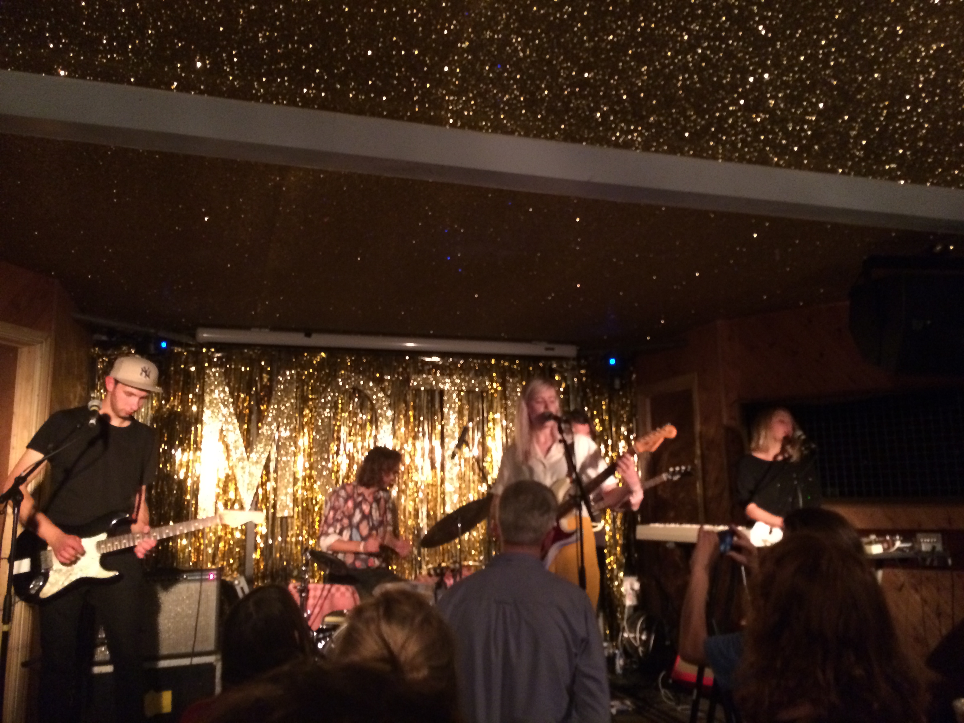 Amber Arcades at the Moth Club Hackney, 20 October 2016 ...